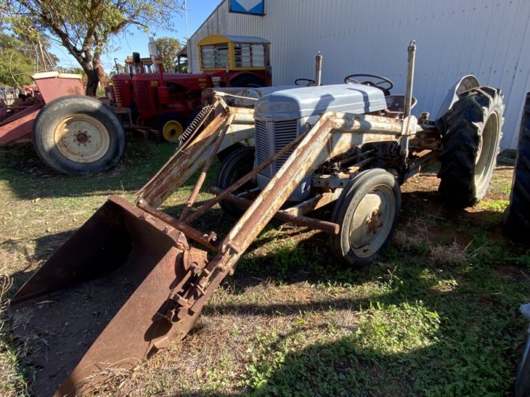 Ferguson TEA20 Tractor – Heritage Machinery Australia